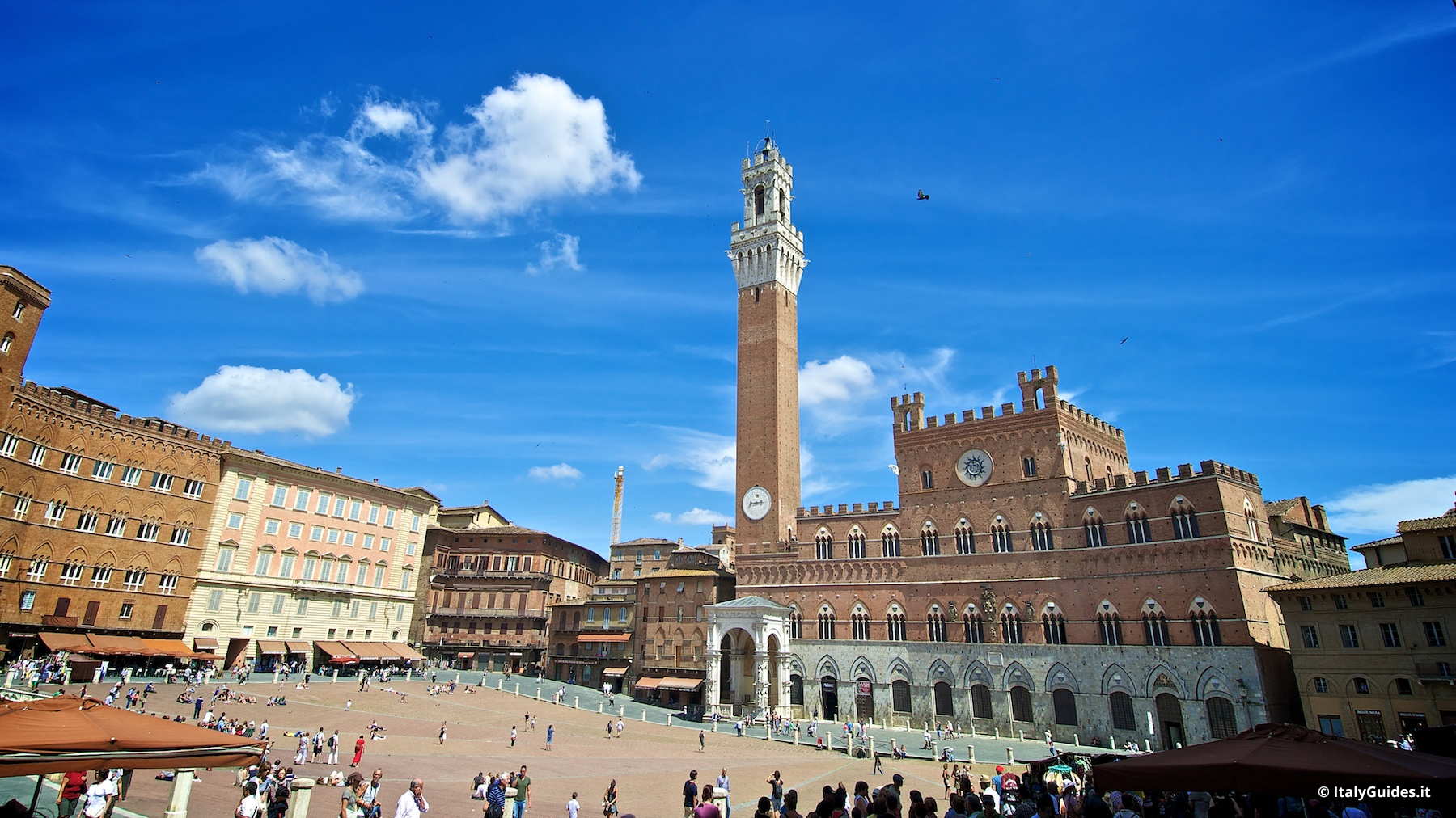 Pictures of Siena, photo gallery and movies of Siena, Italy ...