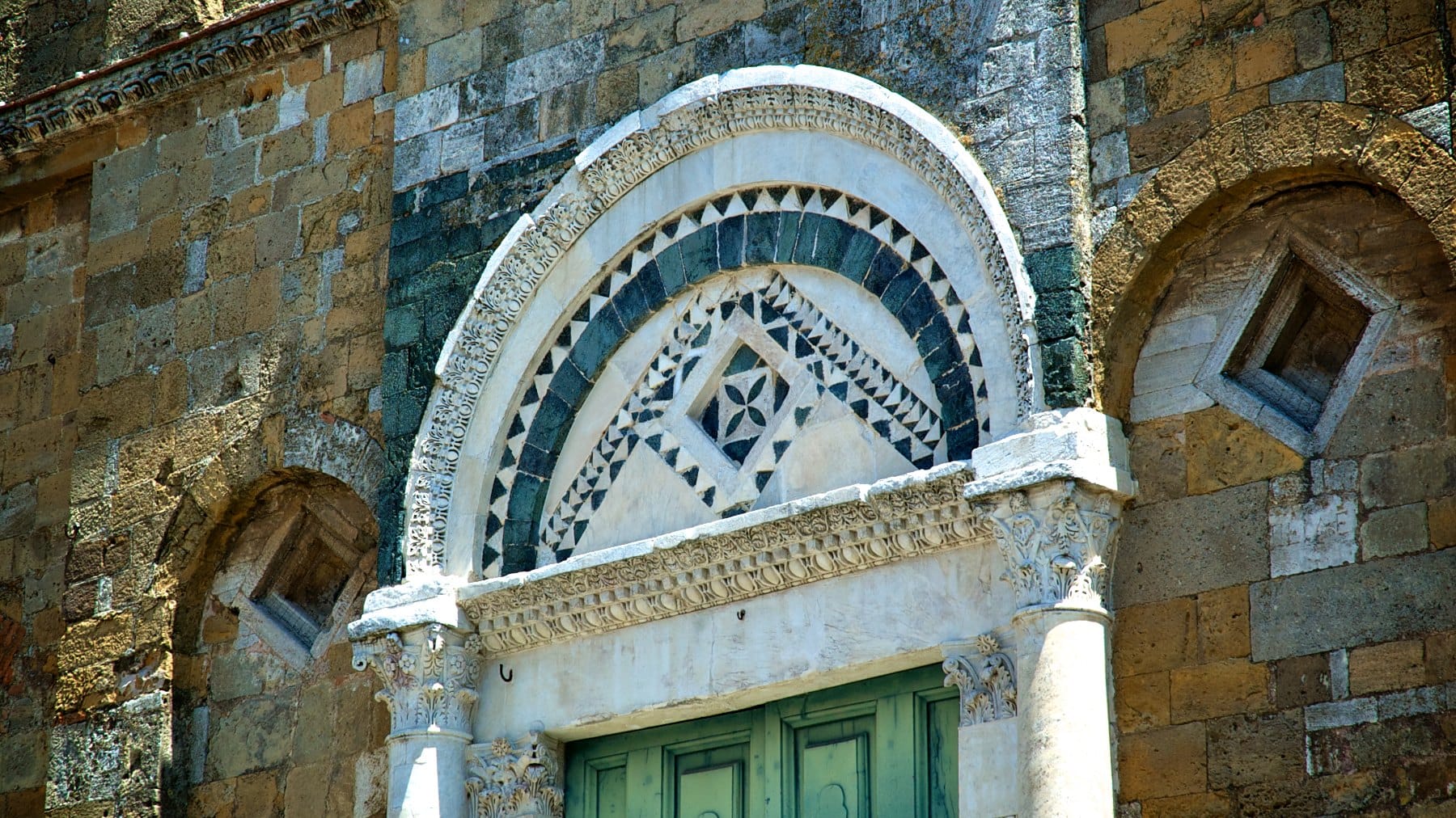 Pictures of Volterra, photo gallery and movies of Volterra, Italy ...